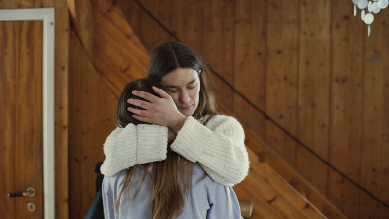 فیلم دوست داشتنی (lovable) - هنر درمانی